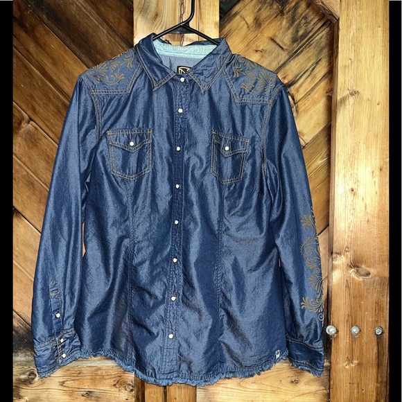 Noble Outfitters | Tops | Noble Brand Western Shirt | Poshmark